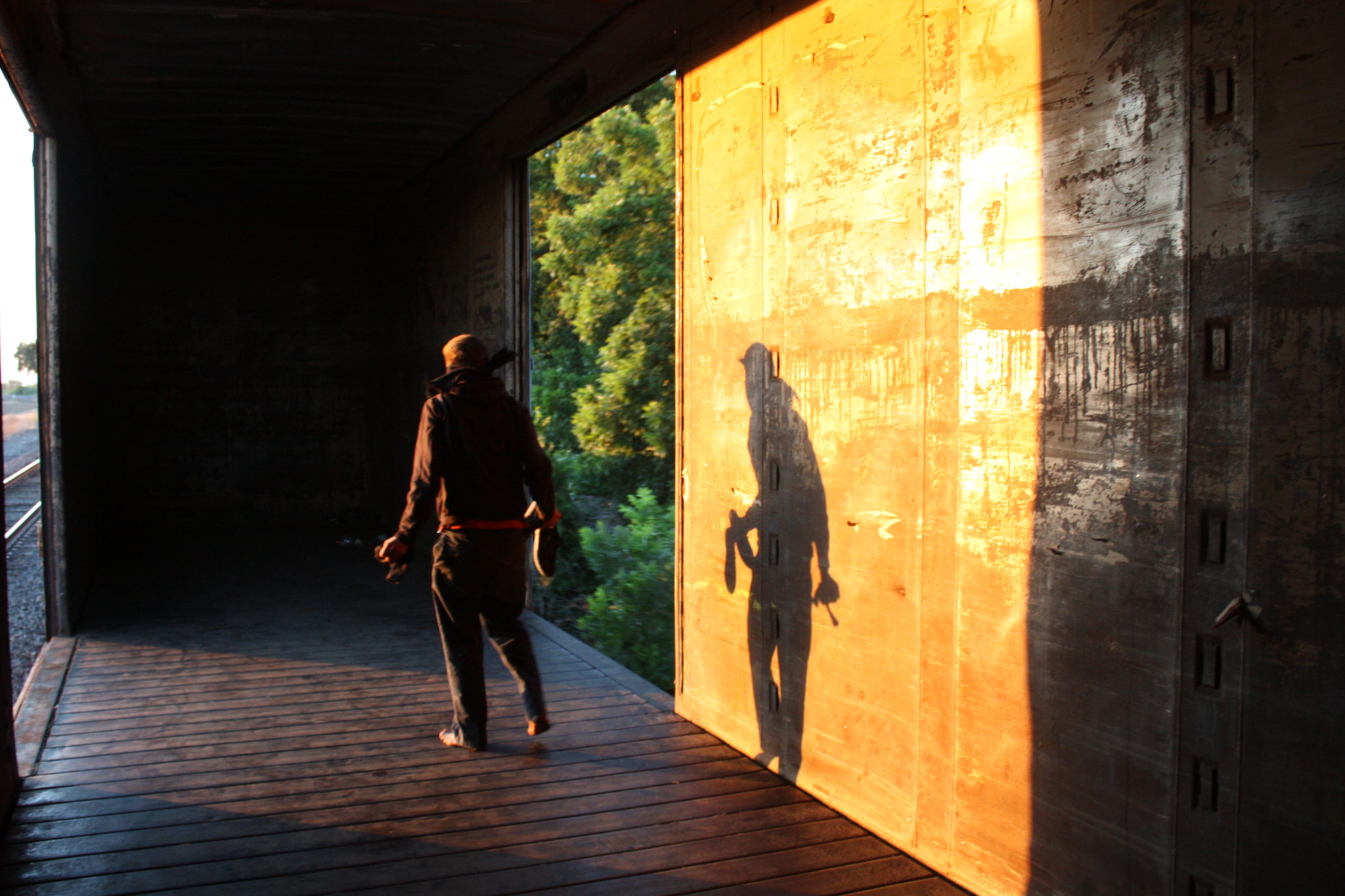 how to hop a freight train – modes.io